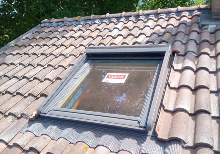 Tetti in legno, lucernari Velux e linee vita a Reggio Emilia e Parma ...